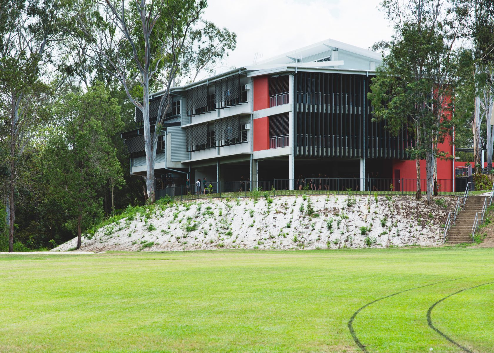 Kenmore State High School Logo